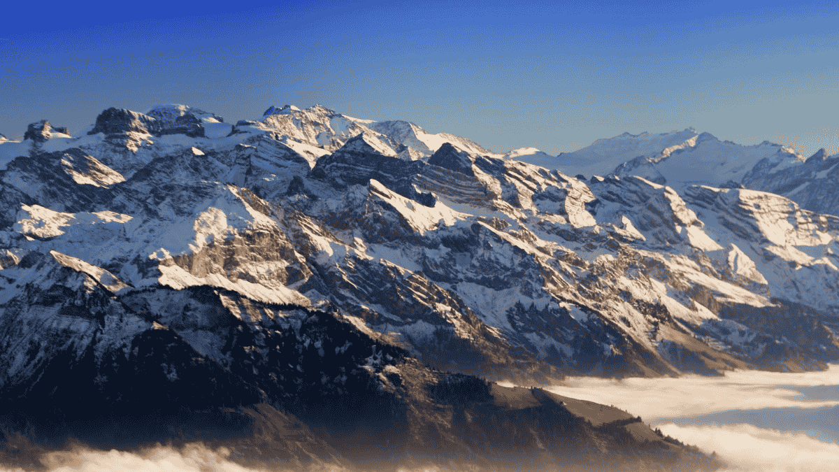 Top Verbier Ski Resorts for Luxury Hotels & Ski Pass Deals